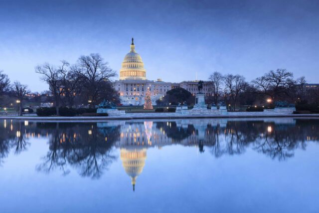 32 Best Places to Visit in December in the USA - Roaming the USA