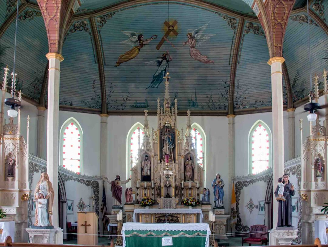 6 Beautiful Painted Churches of Texas (With Map!) - Roaming the USA