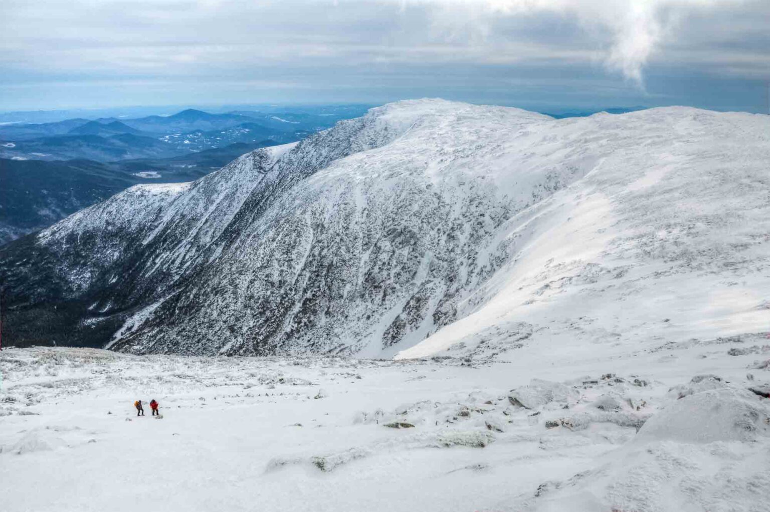 18 Magical Things to Do in New Hampshire in Winter - Roaming the USA